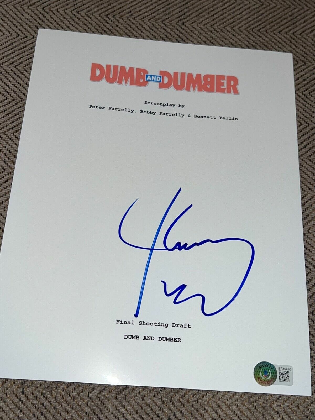 JIM CARREY SIGNED AUTOGRAPH MOVIE SCRIPT DUMB AND DUMBER BECKETT BAS ... JIM CARREY SIGNED AUTOGRAPH MOVIE SCRIPT DUMB AND DUMBER BECKETT BAS ...
