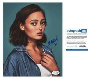 Ella Purnell "Yellowjackets" AUTOGRAPH Signed 8x10 Photo ACOA | Autographia