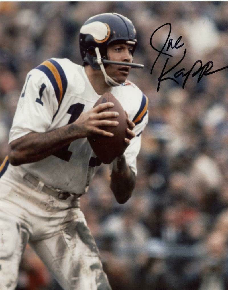 JOE KAPP MINNESOTA VIKINGS #11 SIGNED 8X10 PHOTO W/ COA | Autographia