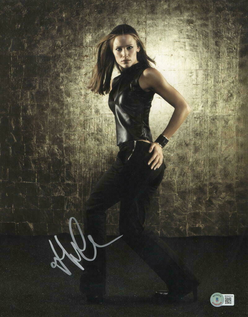 JENNIFER GARNER SIGNED 11X14 PHOTO ALIAS AUTHENTIC AUTOGRAPH BECKETT ...