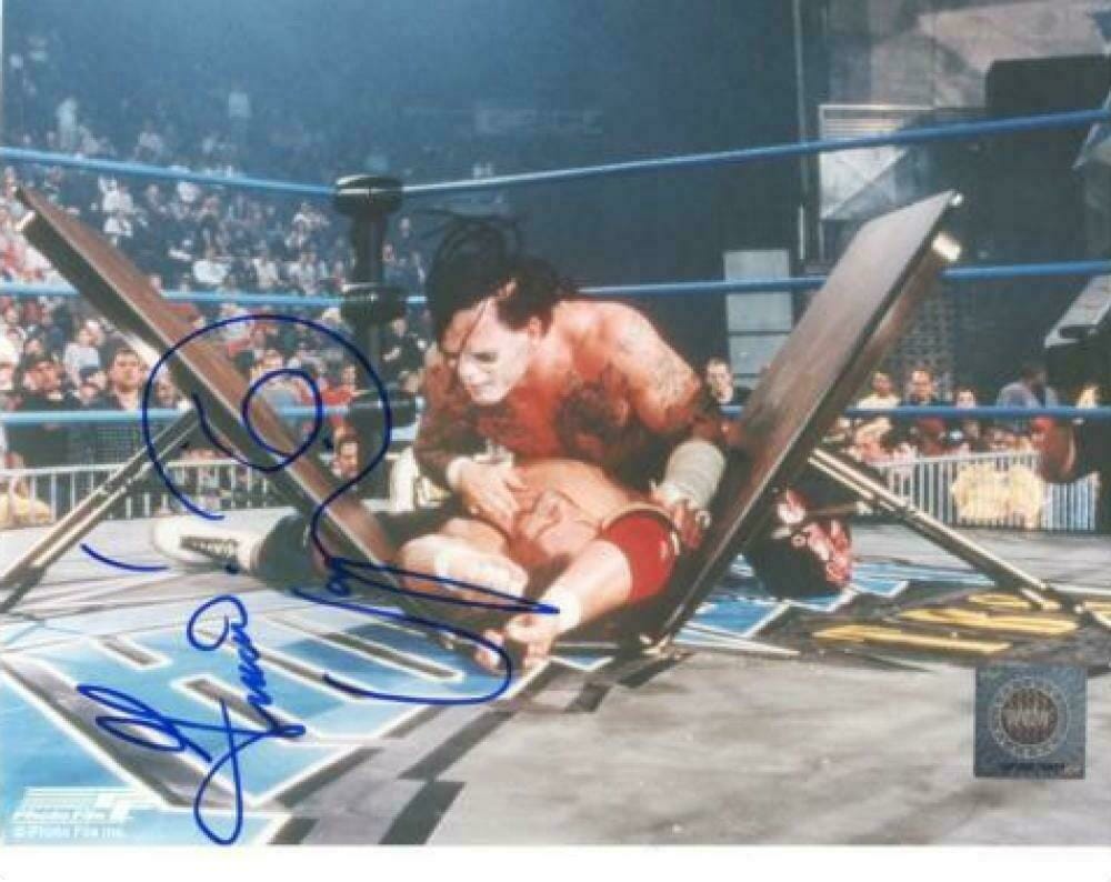 VAMPIRO CANADIAN WRESTLER SIGNED AUTOGRAPHED 8X10 PHOTO W/COA Opens in ...