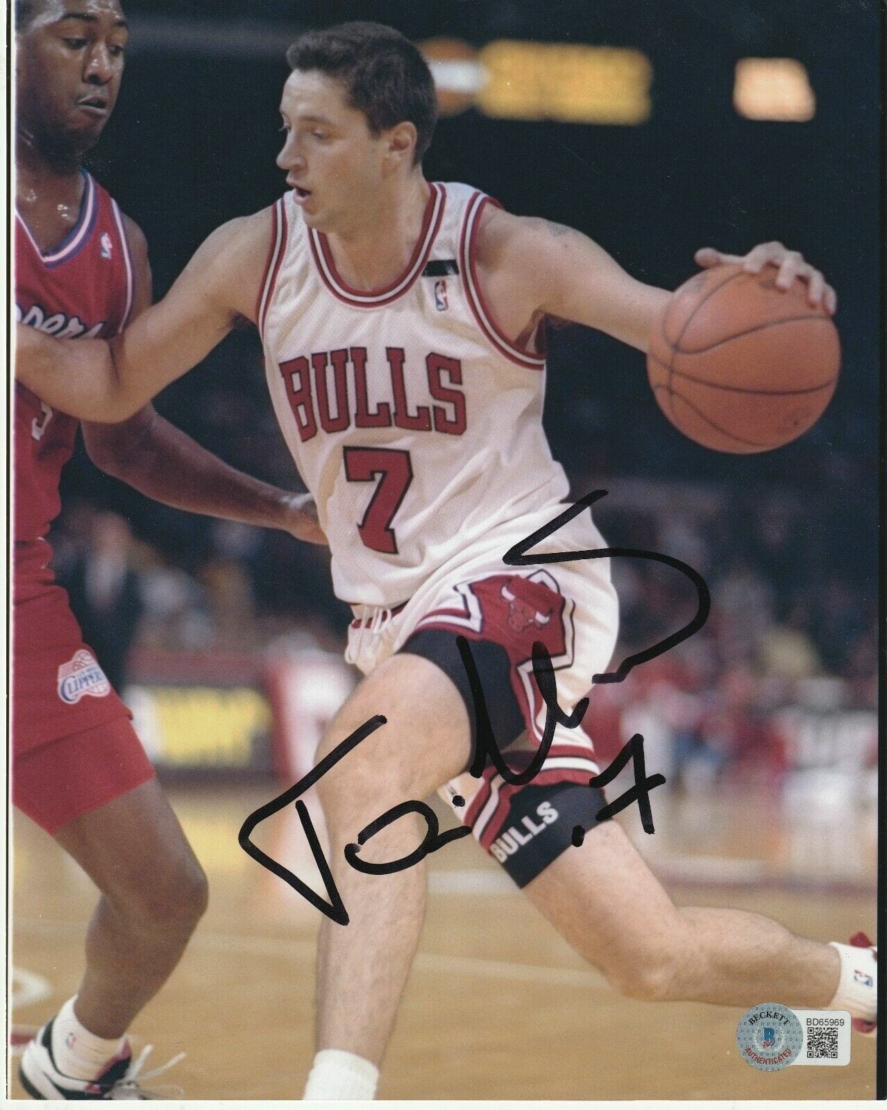 TONI KUKOC Signed Chicago BULLS 8x10 PHOTO with Beckett COA | Autographia