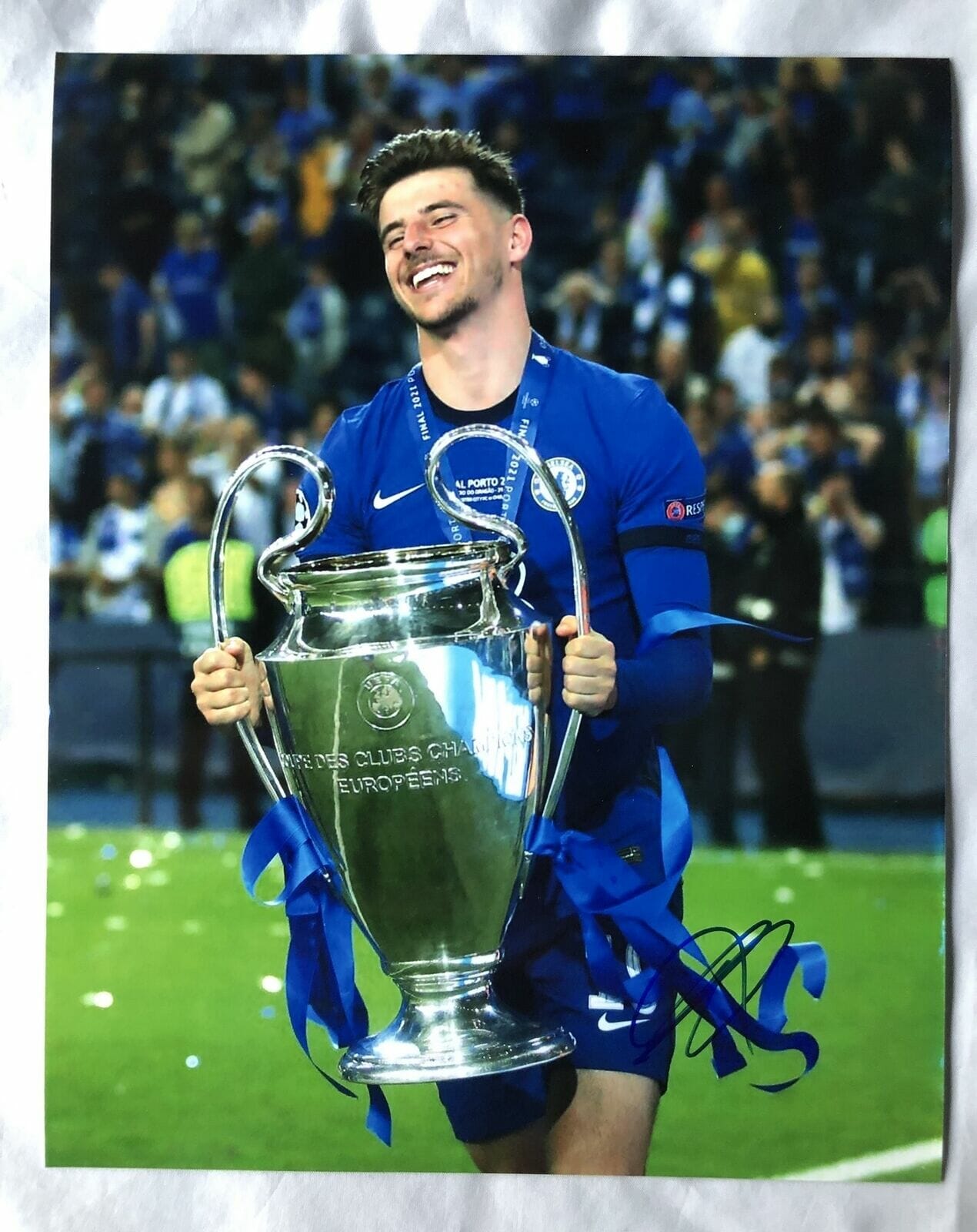 Mason Mount Signed 8x10 Photo Chelsea FC 1 COA | Autographia