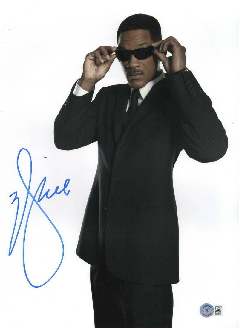 WILL SMITH SIGNED 11X14 PHOTO MEN IN BLACK AUTHENTIC AUTOGRAPH BECKETT ...