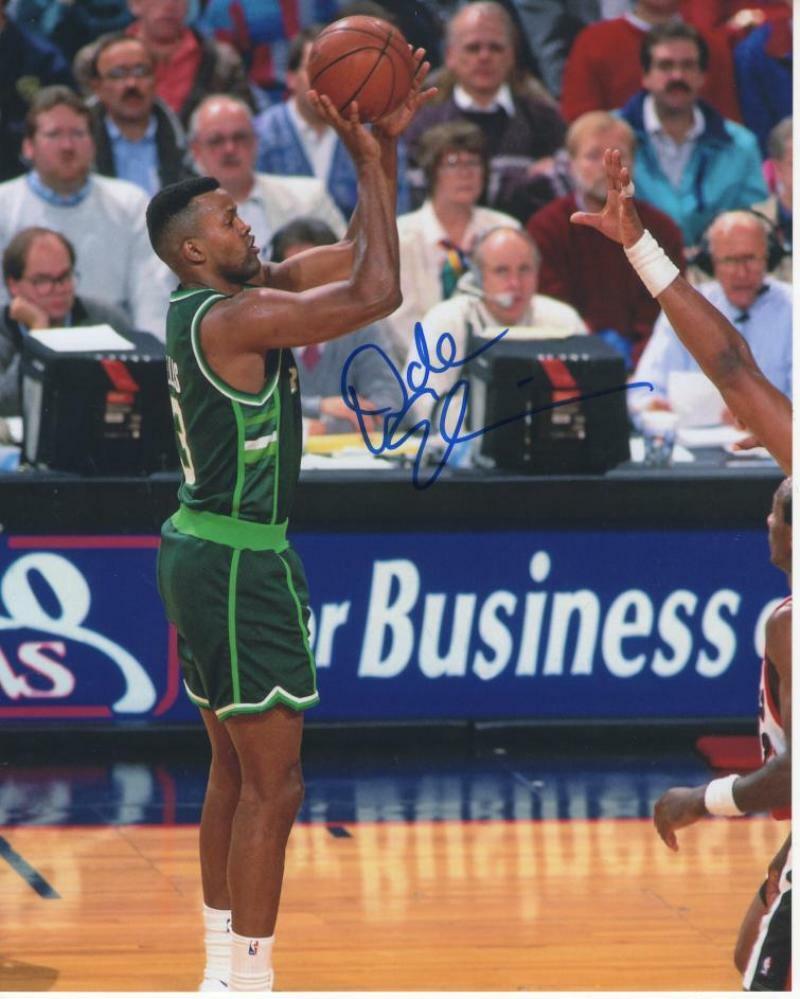 DALE ELLIS MILWAUKEE BUCKS SIGNED AUTOGRAPHED 8X10 W/ COA | Autographia