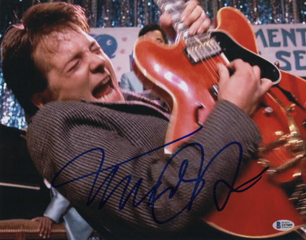 MICHAEL J FOX SIGNED AUTOGRAPH 11x14 PHOTO - BACK TO THE FUTURE GUITAR ...