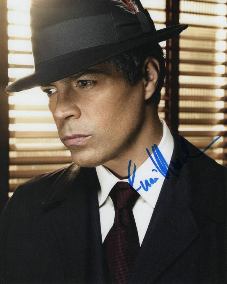 ESAI MORALES SIGNED AUTOGRAPH 8X10 PHOTO - JOSEPH ADAMA CAPRICA, OZARK ...