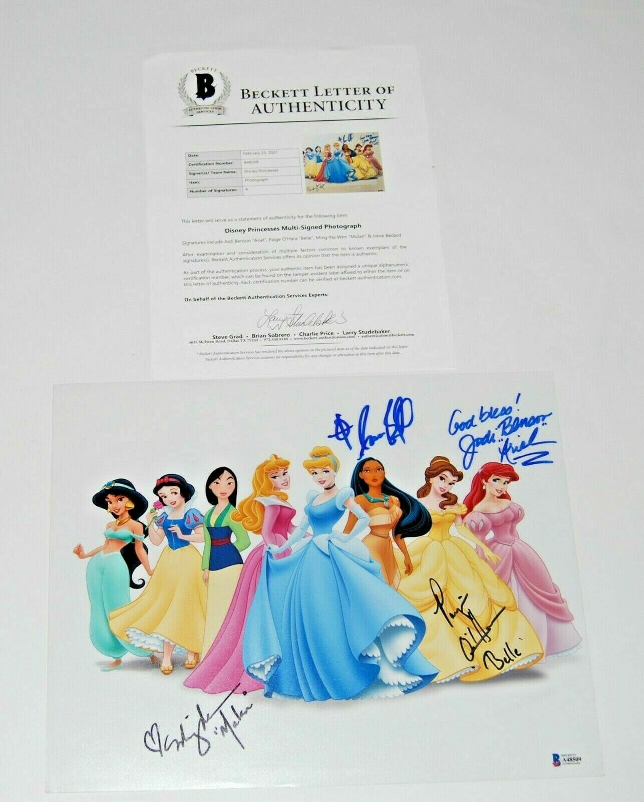 DISNEY PRINCESS cast signed 11X14 photo (POCAHONTAS) Ariel BECKETT LOA ...