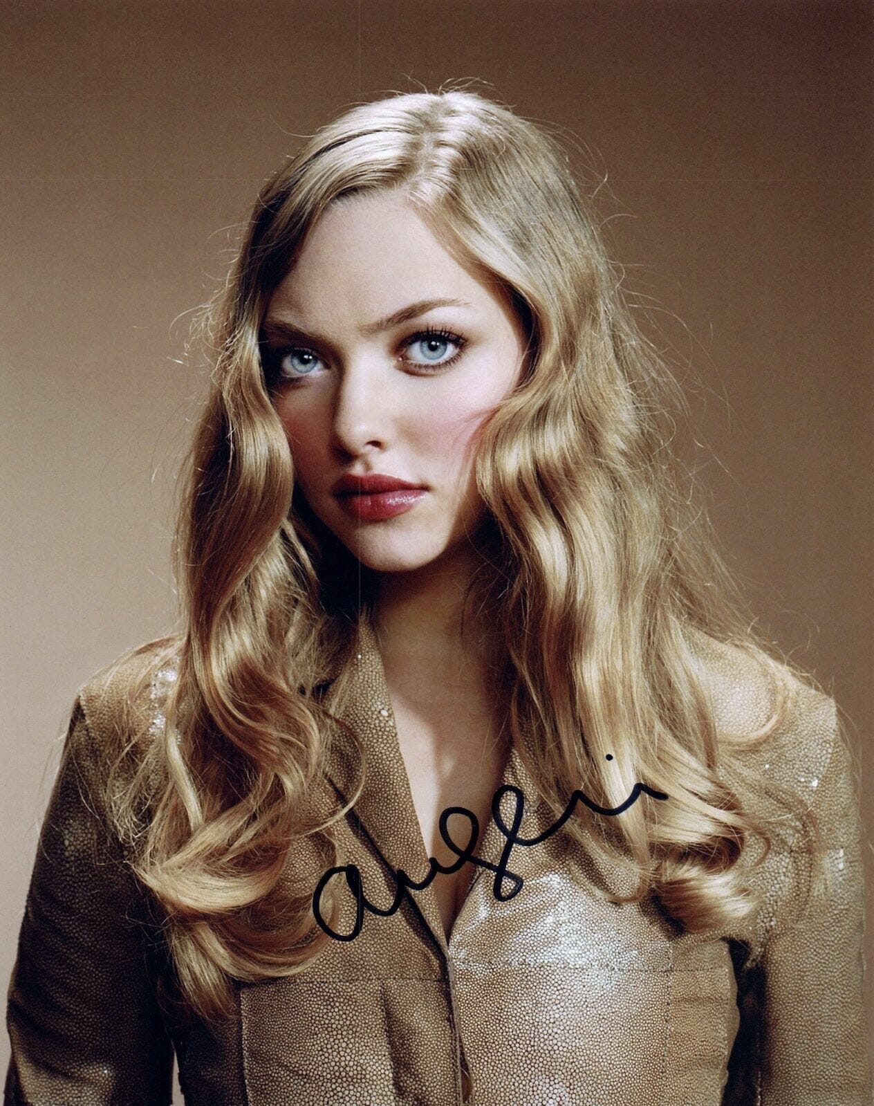 Amanda Seyfried Signed Autographed 8x10 Photo Hot Sexy COA VD | Autographia
