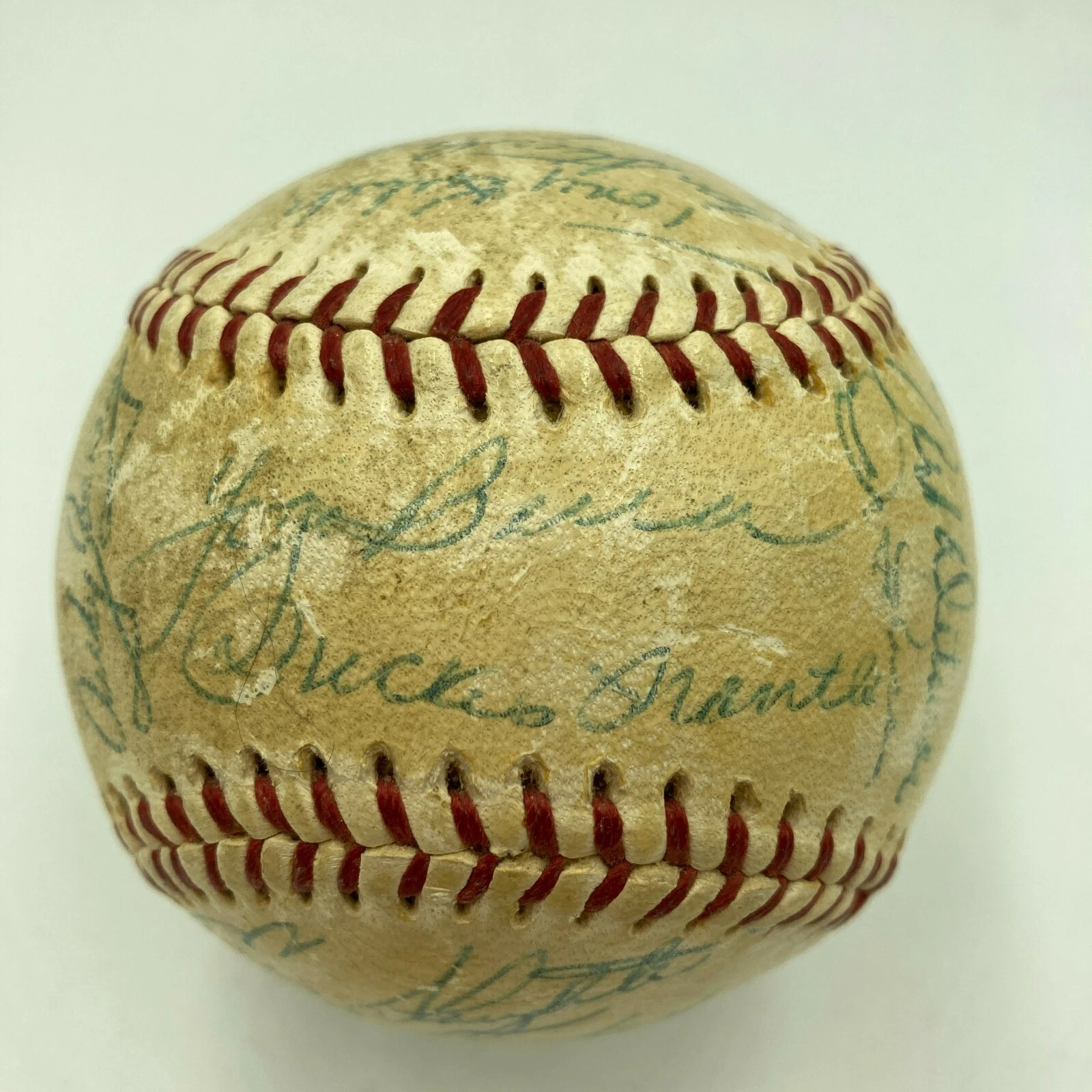 1959 New York Yankees Team Signed Baseball Mickey Mantle PSA DNA COA ...