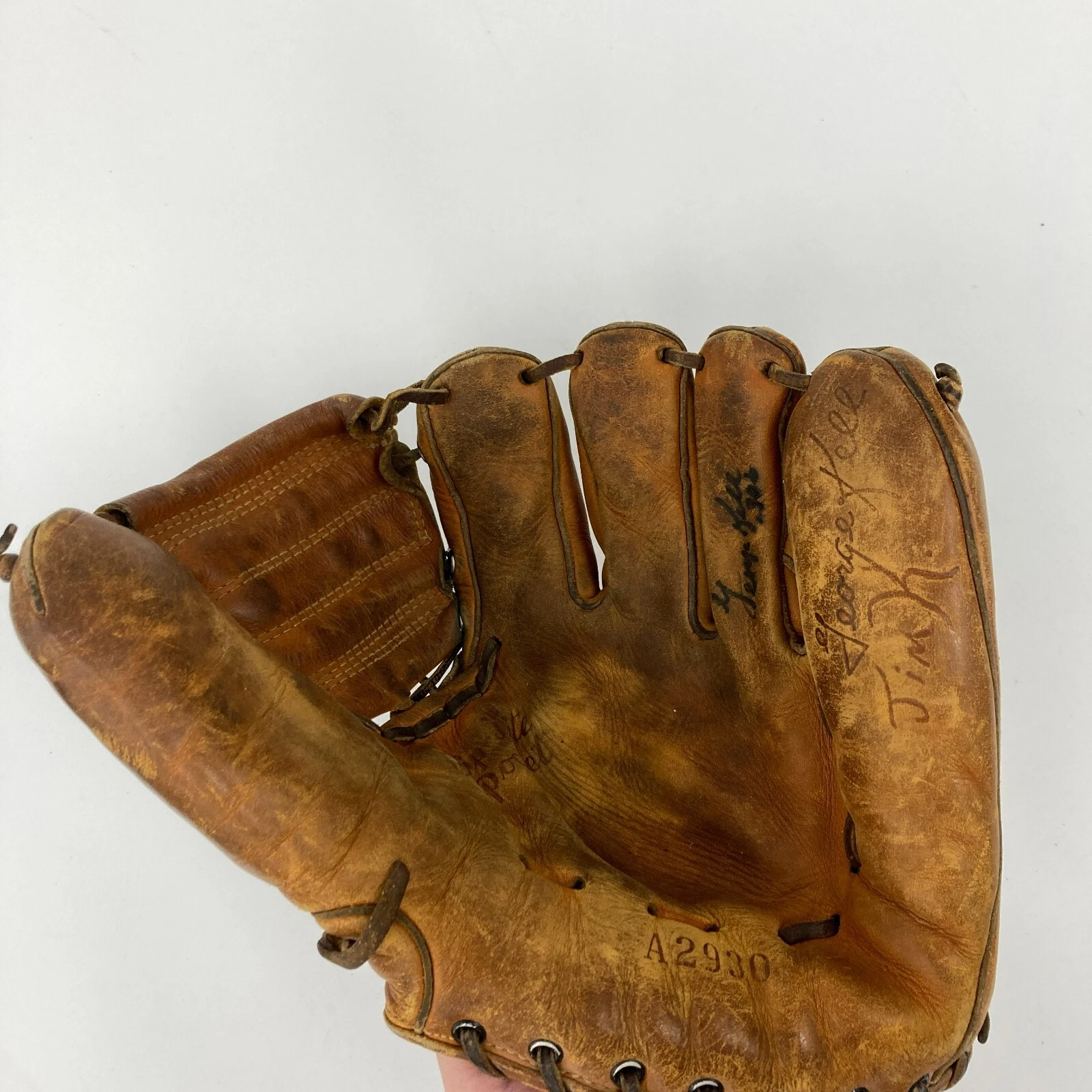 George Kell 1940's Wilson Game Model Baseball Glove JSA COA | Autographia