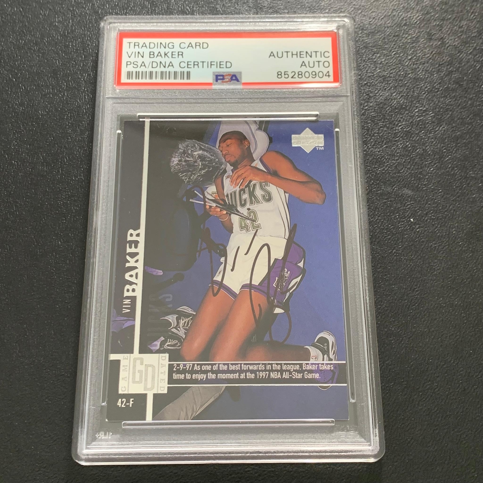 1997 Upper Deck Vin Baker Signed Card PSA/DNA Slabbed Bucks | Autographia