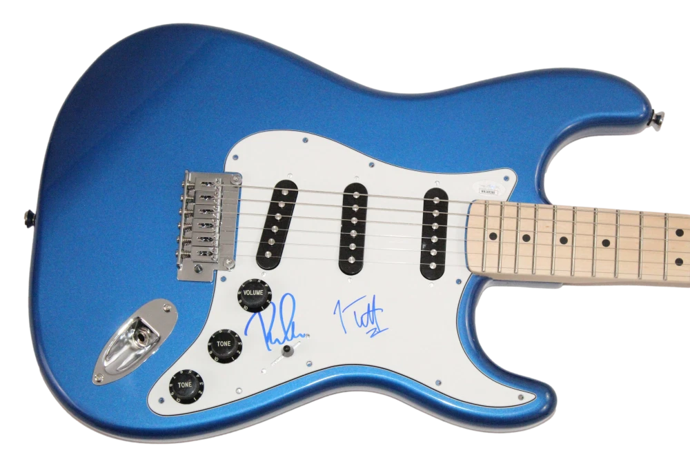 Phil Collen & Joe Elliott Signed Autograph Fender Guitar - Def Leppard ...