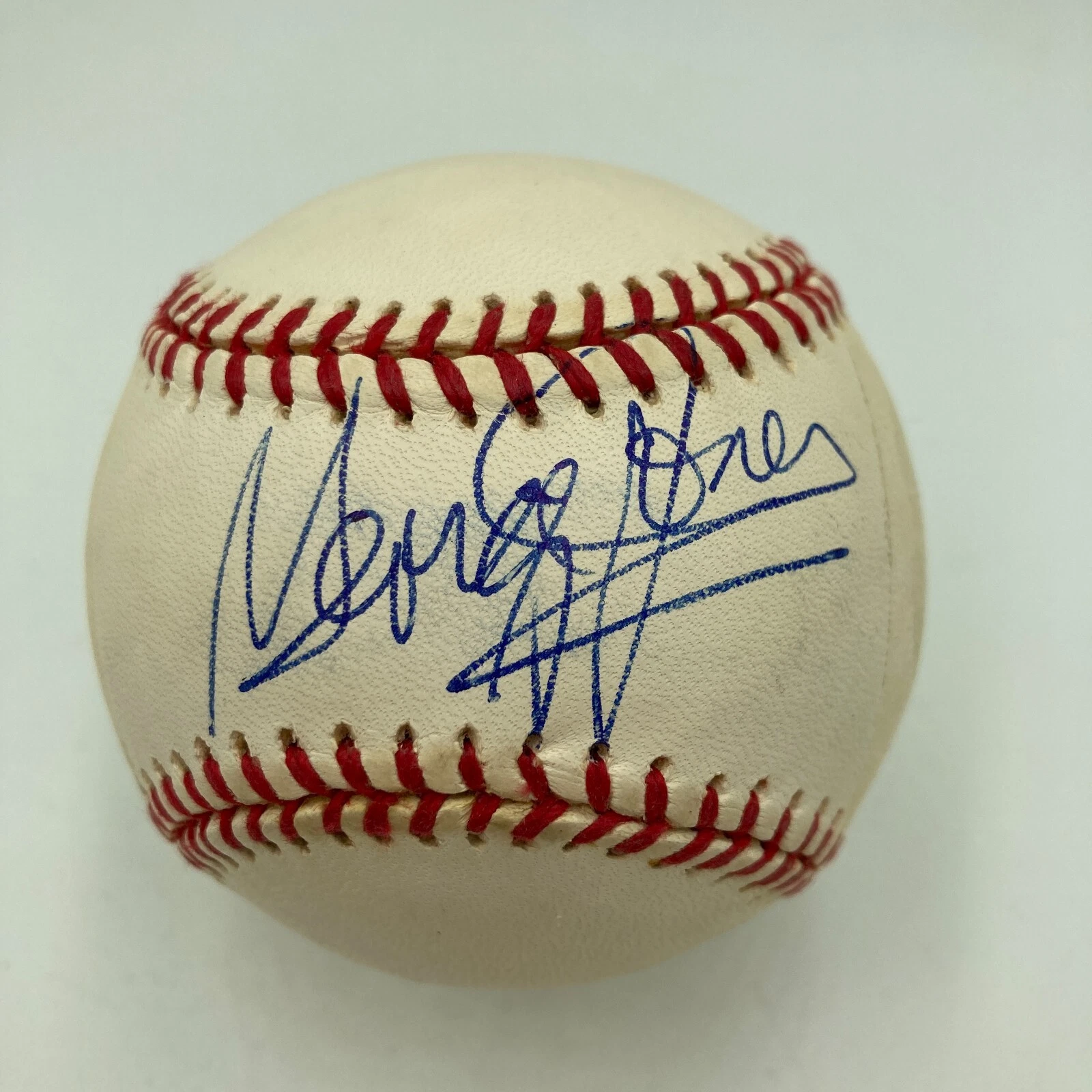 George Jones Signed National League Baseball Beckett Certified Country ...