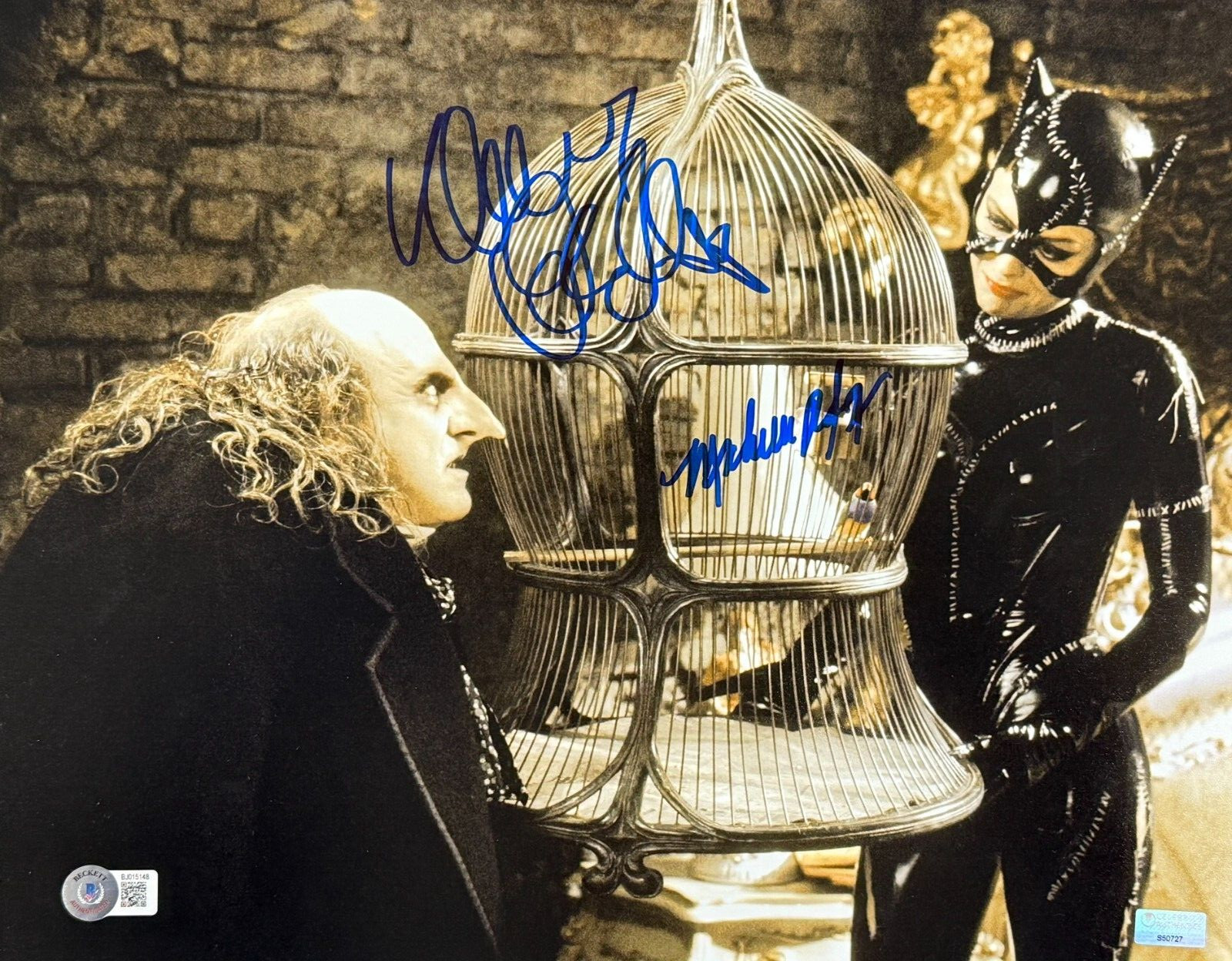 Michelle Pfeiffer Danny DeVito Signed 11x14 Photo Batman Returns Auto ...