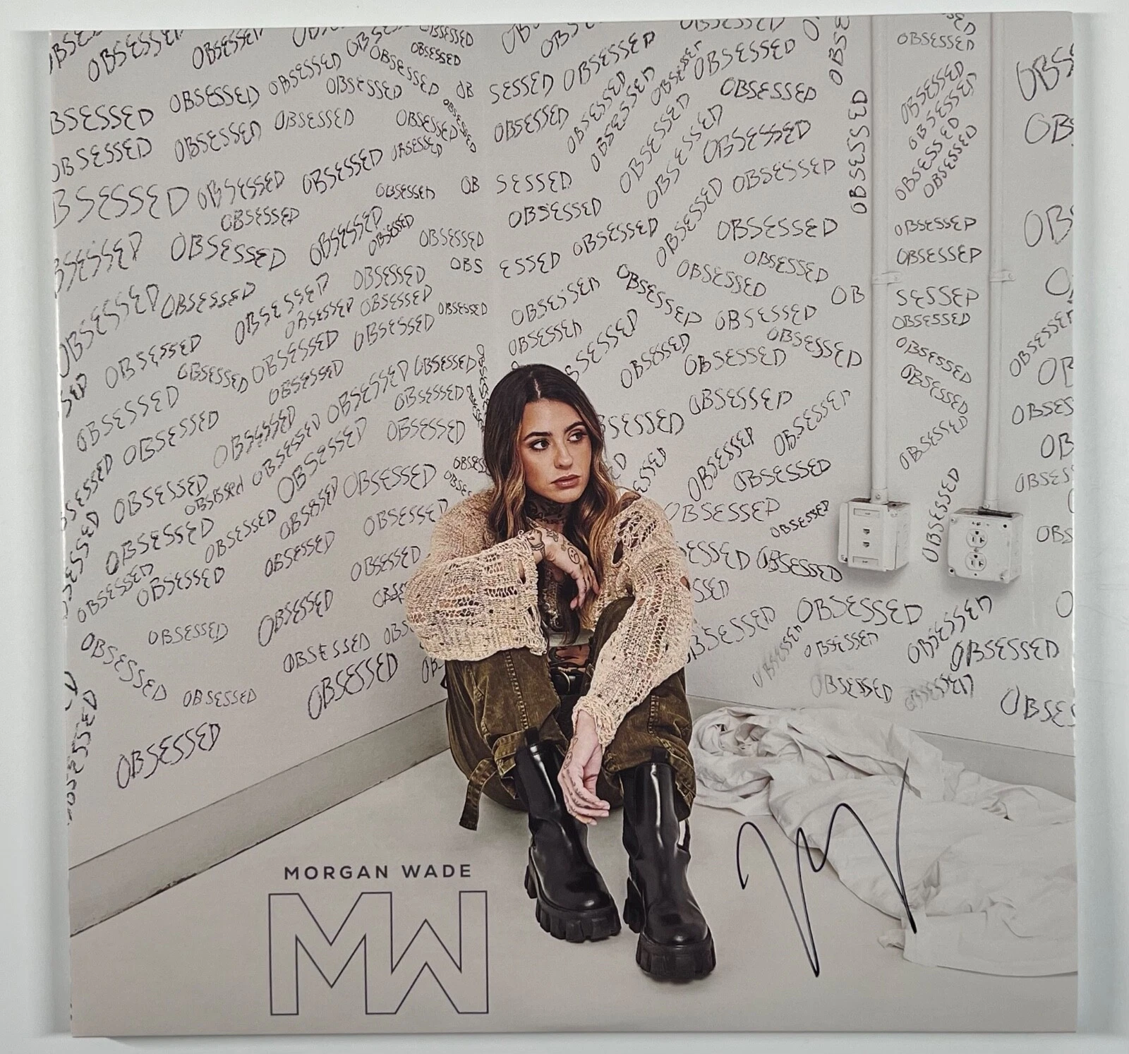 Morgan Wade JSA Signed Autograph Album Record Obsessed | Autographia