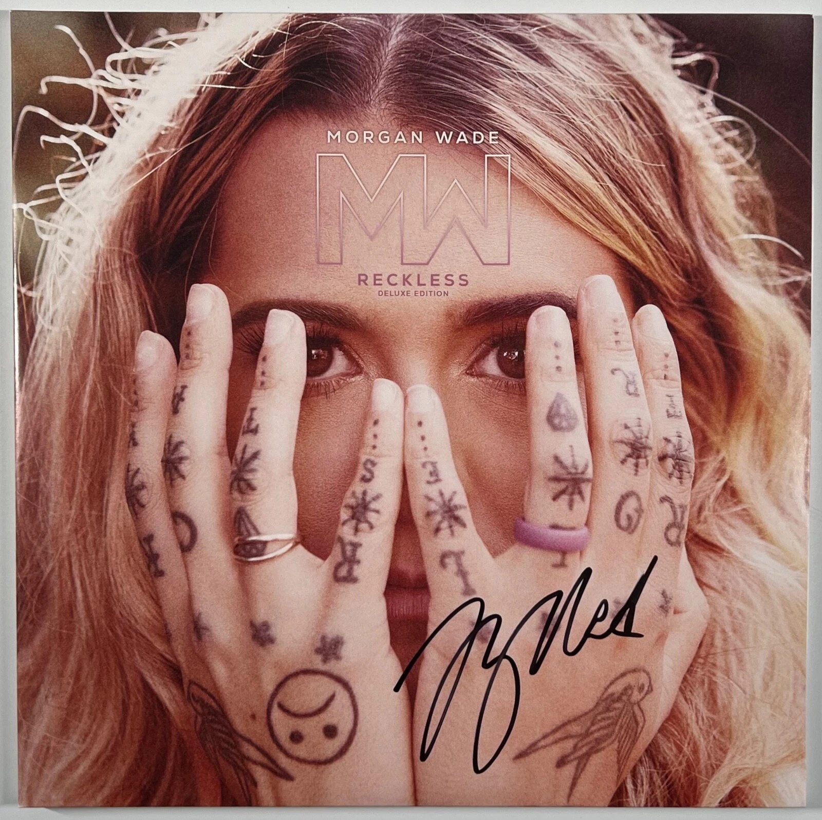 Morgan Wade JSA Signed Autograph Album Record Reckless | Autographia