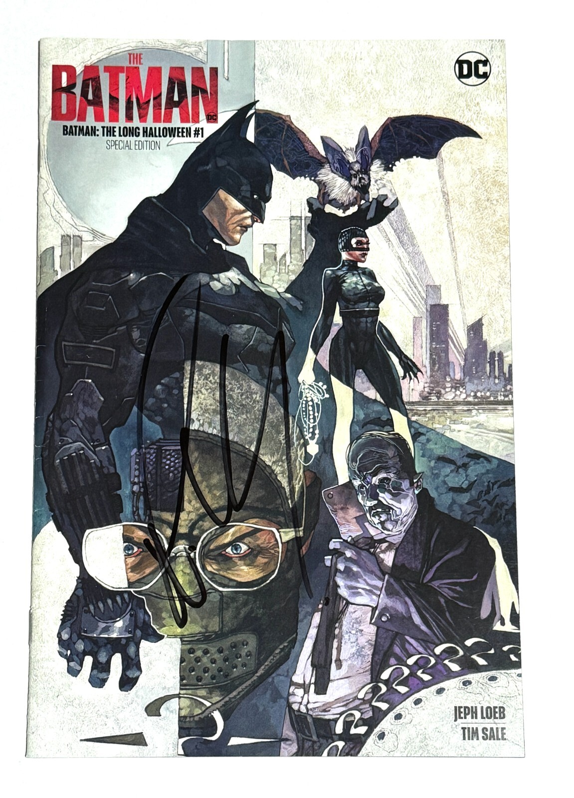 Colin Farrell Signed Autograph Comic Book The Batman LONG HALLOWEEN #1 ...
