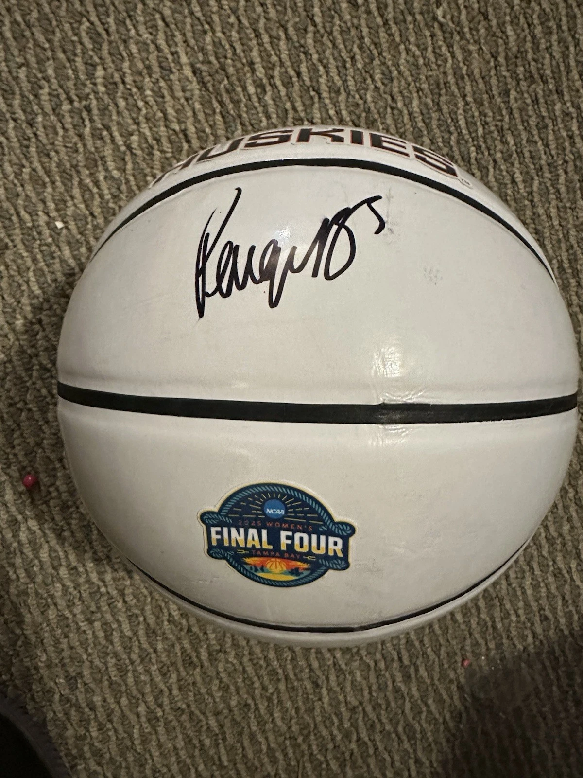 Paige Bueckers Signed NCAA Basketball JSA COA Authentication UCONN ...