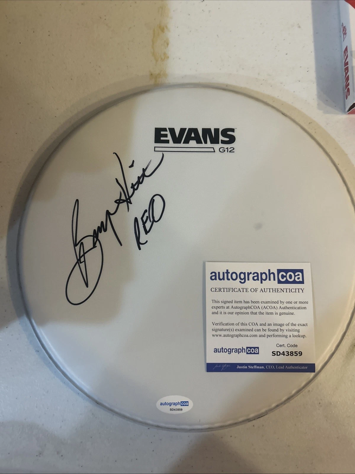 BRYAN HITT SIGNED AUTOGRAPH DRUMHEAD ACOA REO SPEEDWAGON DRUMMER ...