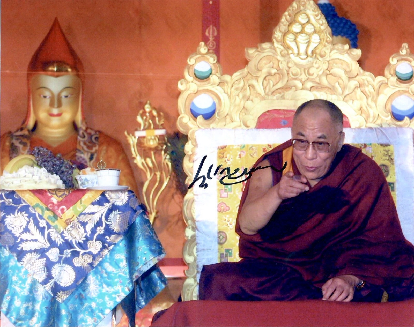 DALAI LAMA HAND SIGNED 8x10 COLOR PHOTO AMAZING+RARE POSE JSA LETTER ...
