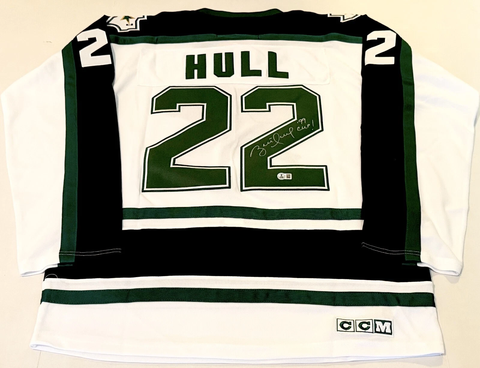 Brett Hull signed Dallas Stars jersey W/ 99 Cup Inscription 3 Beckett ...
