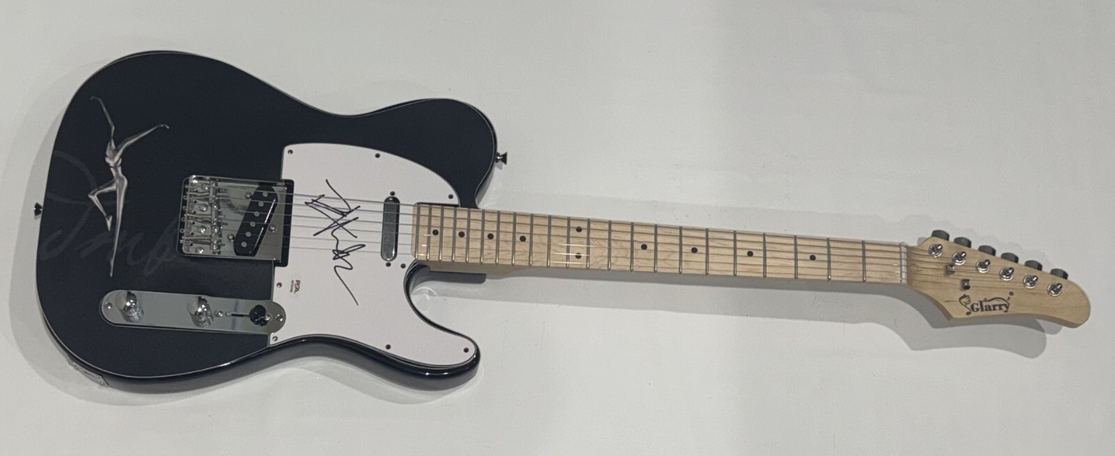 DAVE MATTHEWS SIGNED CUSTOM STAND UP ELECTRIC GUITAR DAVE MATTHEWS BAND ...