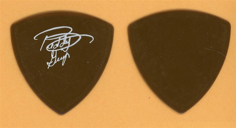 Buddy Guy Vintage Guitar Pick - 1989 US Tour | Autographia