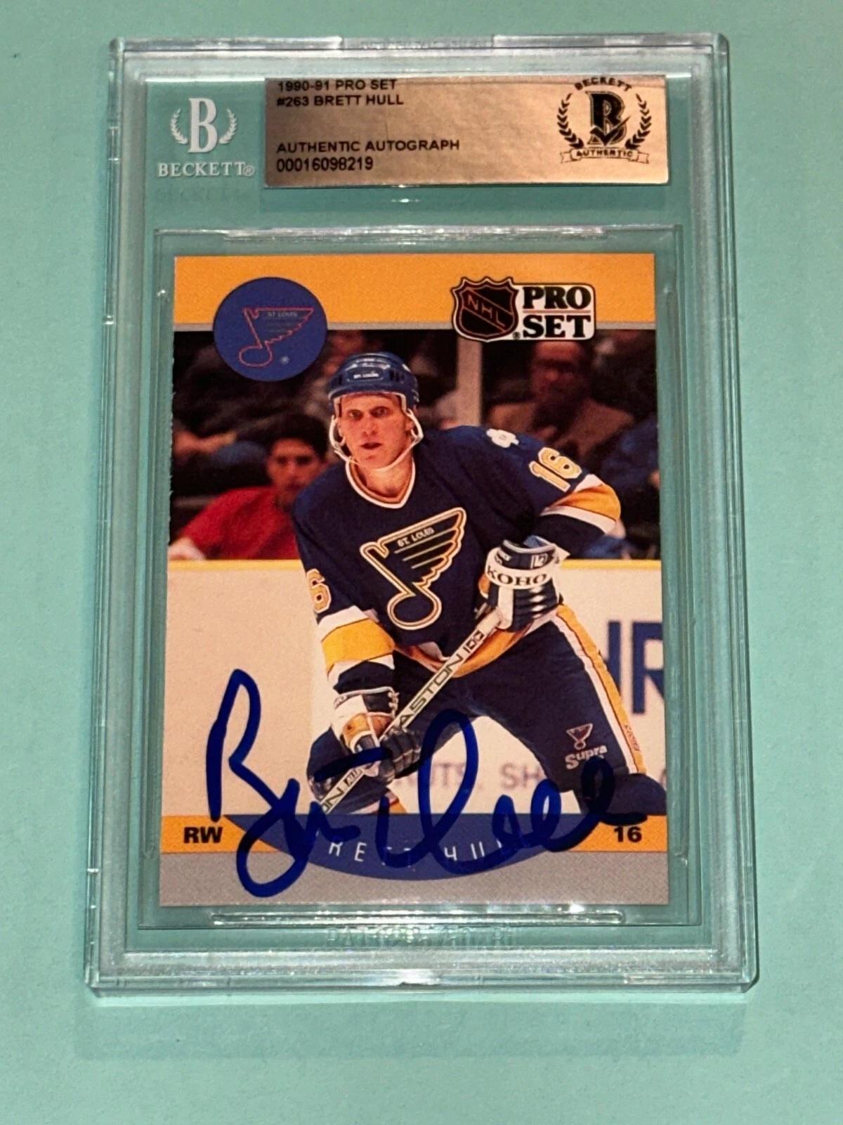 BRETT HULL Signed 1990-91 PRO SET Card #263 Beckett BAS | Autographia