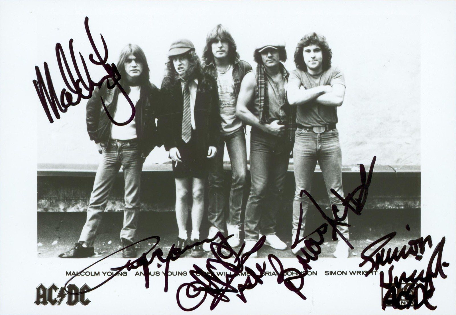 AC/DC (5) Angus, Malcolm, Williams, Johnson & Wright Signed 5x7 Photo ...