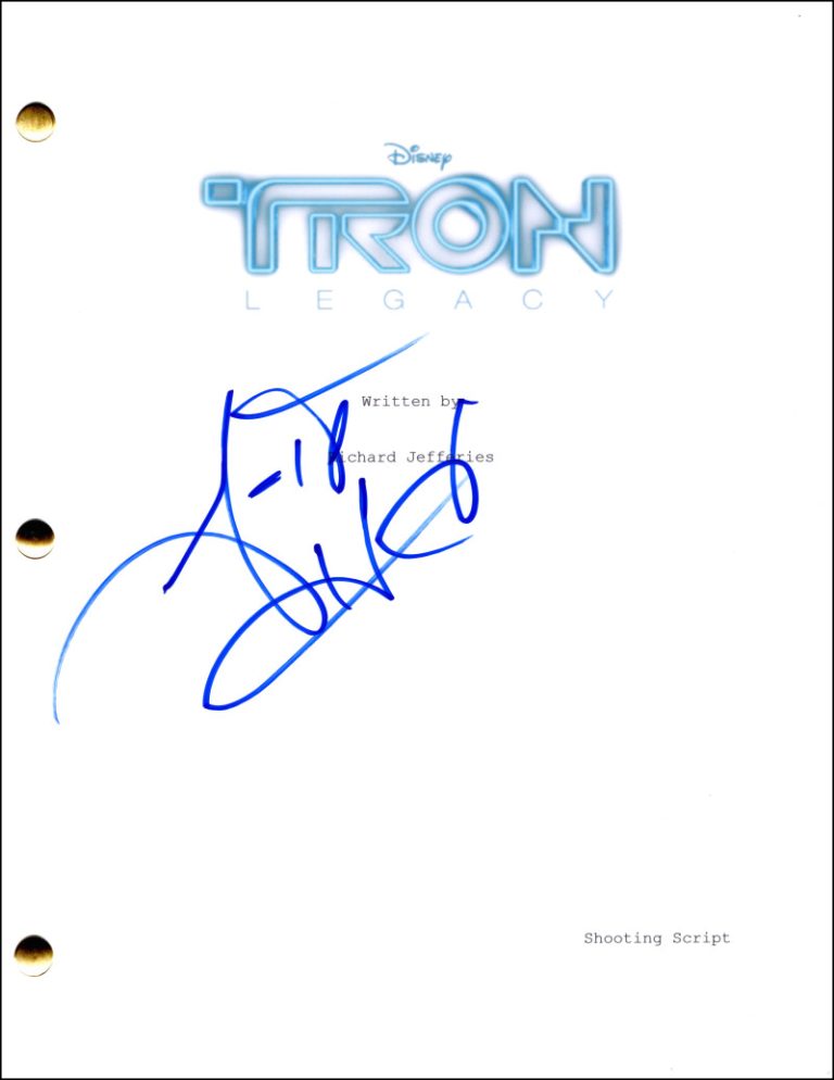 Garrett Hedlund Signed Autograph Tron Legacy Full Movie Script Screenplay - Sam | Autographia