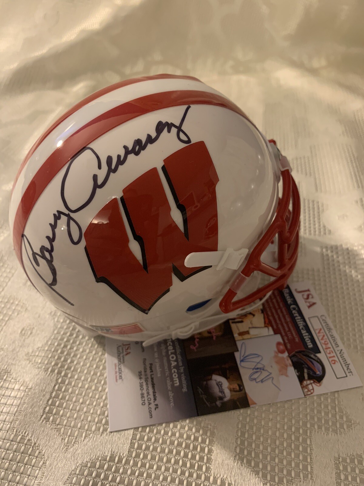 Barry Alvarez Signed Wisconsin Badgers Schutt Mini Helmet JSA ...