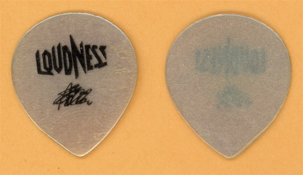 Loudness Akira Vintage Guitar Pick - 1984 Disillusion Tour | Autographia