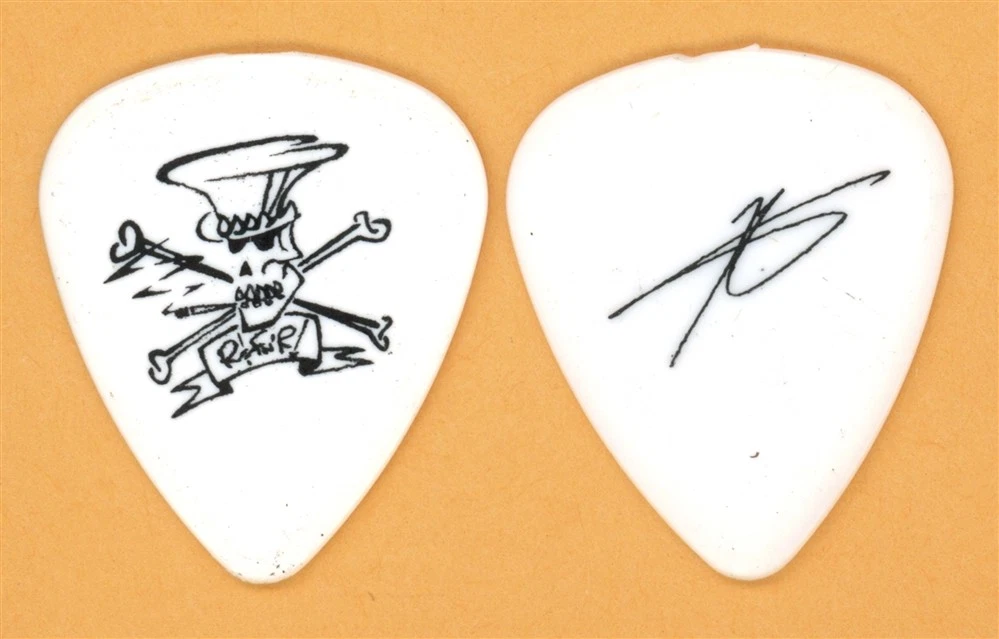 Slash Myles Kennedy Guns N Roses Vintage Guitar Pick - 2010 Tour ...