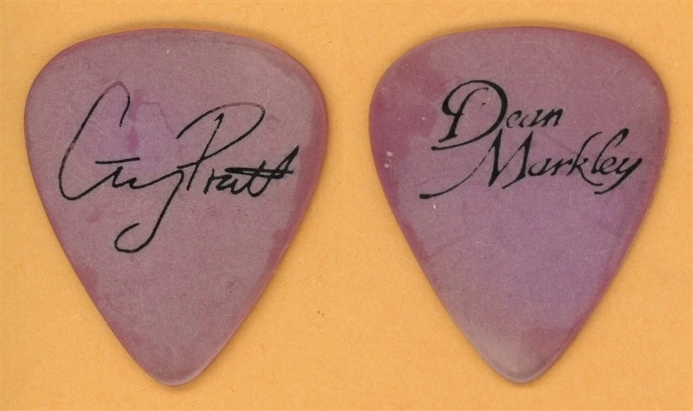 Pink Floyd Guy Pratt Vintage Guitar Pick - 1987 A Momentary Lapse of ...