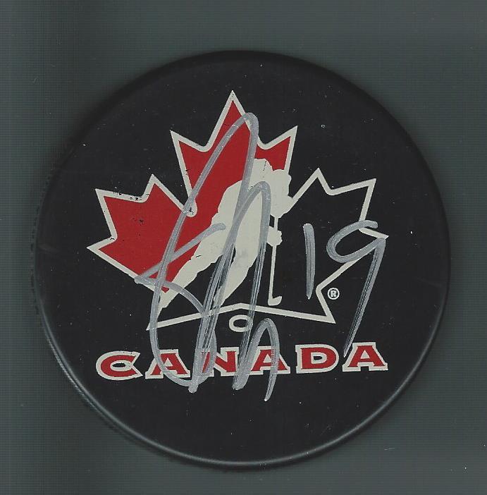 Shane Doan Signed Team Canada Puck | Autographia