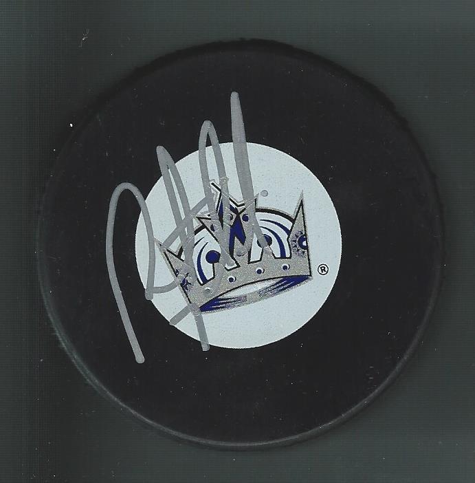 Rob Scuderi Signed Los Angeles Kings Puck | Autographia