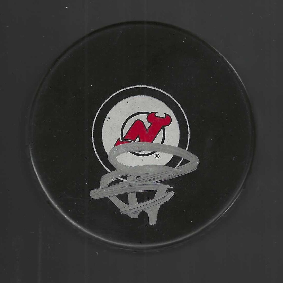 Tuomo Ruutu Signed New Jersey Devils Puck | Autographia