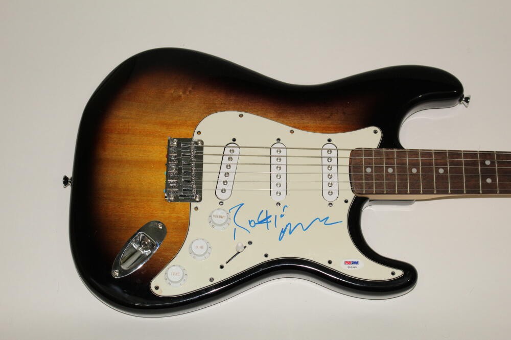 ROBBIE ROBERTSON SIGNED AUTOGRAPH FENDER BRAND ELECTRIC GUITAR - THE ...