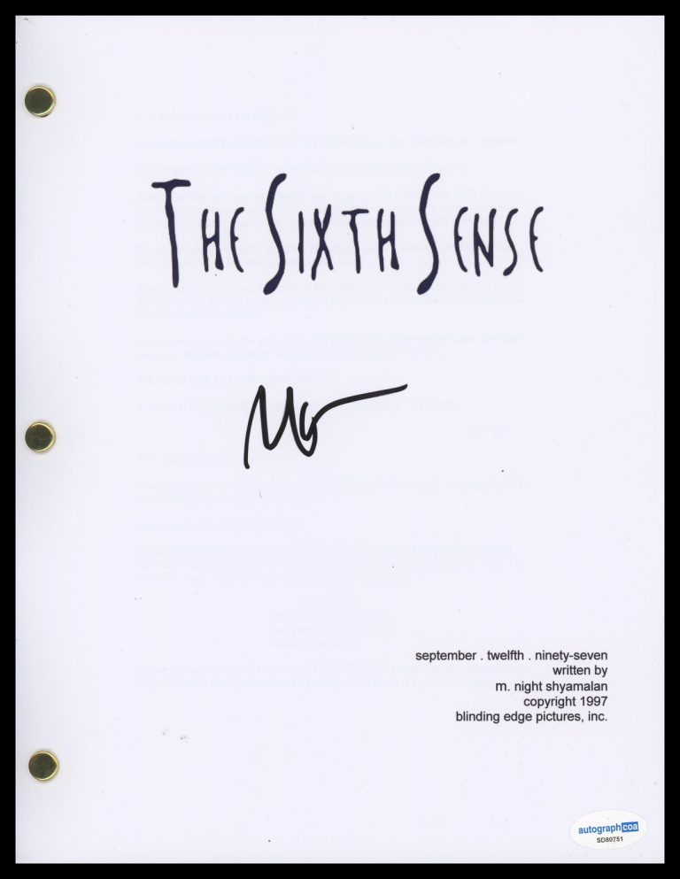 Haley Joel Osment "The Sixth Sense" AUTOGRAPH Signed Full Script Screenplay ACOA | Autographia
