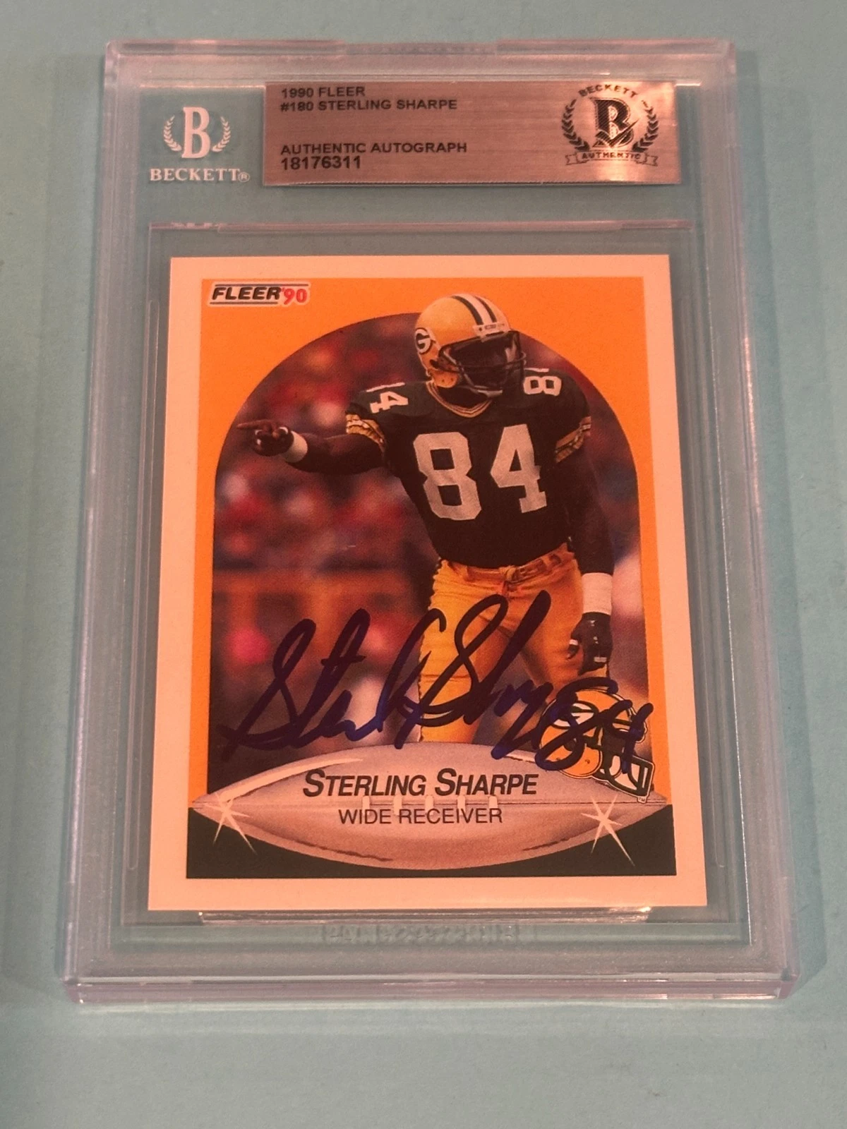 STERLING SHARPE Signed 1990 FLEER Card #180 Beckett Authentication (BAS ...