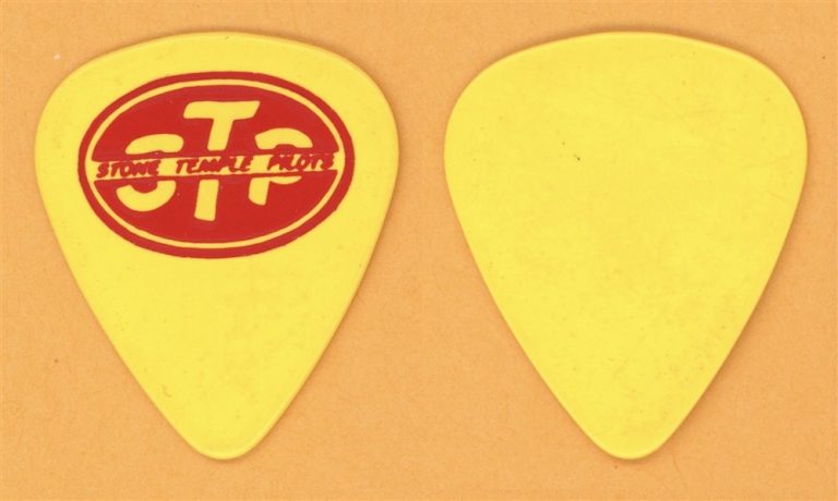 Stone Temple Pilots Dean DeLeo Vintage Guitar Pick - 1994 Purple Tour ...