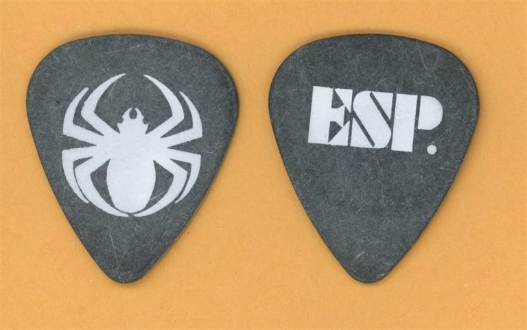 Cold Spider Vintage Guitar Pick - 2001 13 Ways to Bleed on Stage Tour ...
