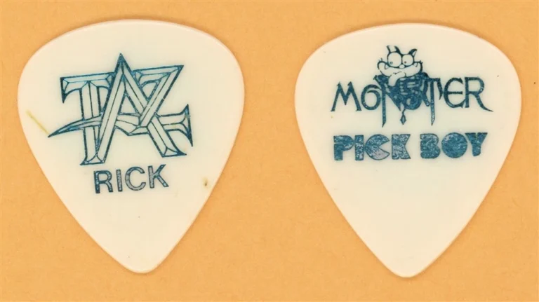 Taz Rick Berry Vintage Guitar Pick - 1990 Shipwrecked Tour | Autographia