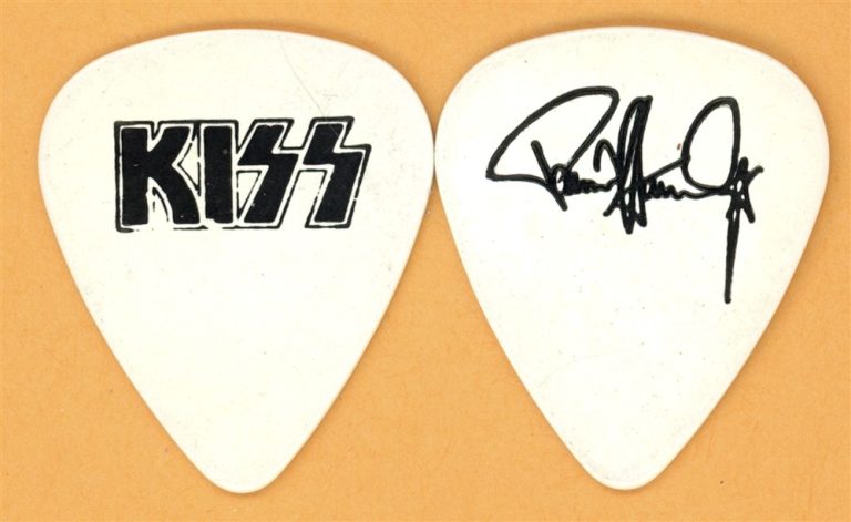 KISS Paul Stanley Bone White Vintage Guitar Pick - 2003 World ...