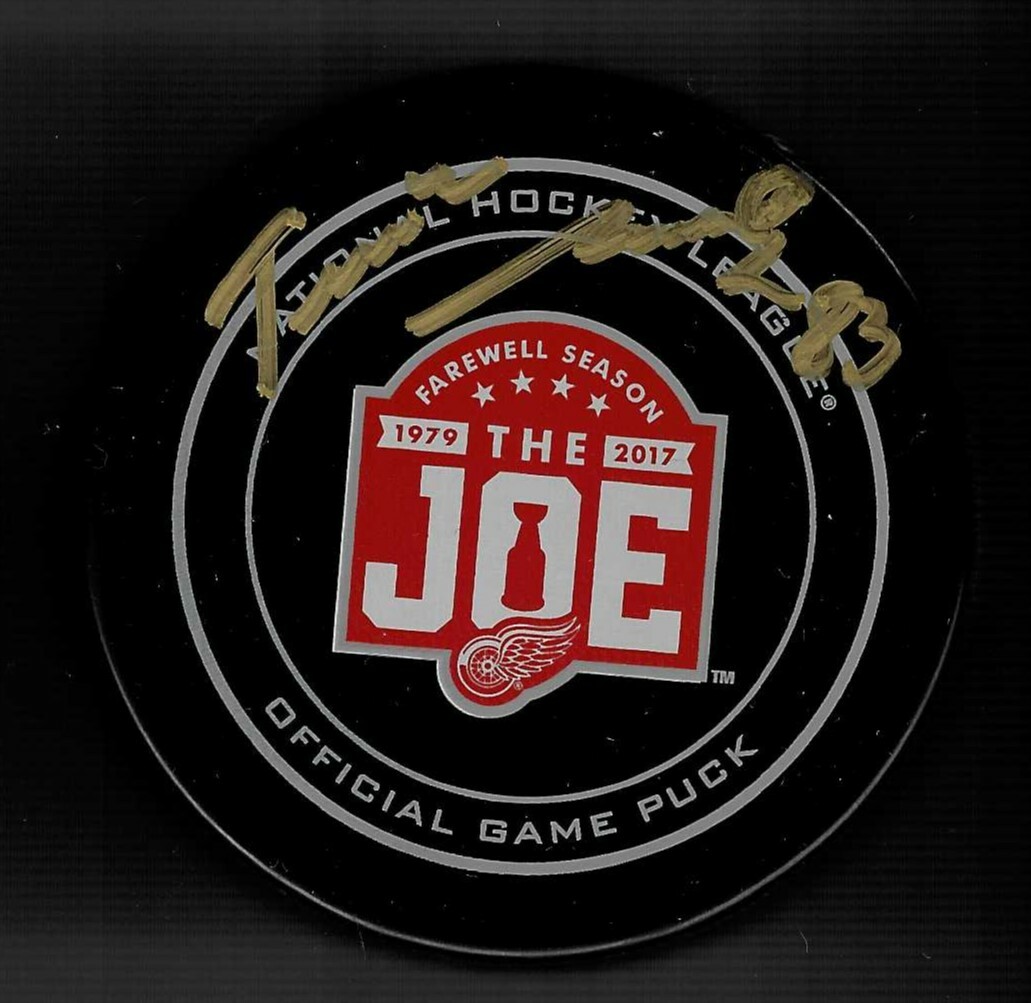 Tomas Nosek Signed Detroit Red Wings Joe Louis Arena JLA Farewell Game ...