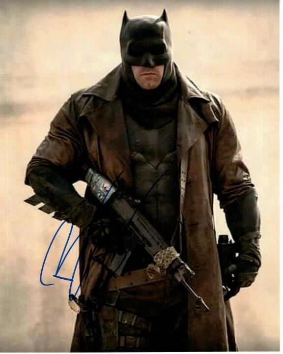 BEN AFFLECK Signed 8x10 BATMAN BRUCE WAYNE Photo RARE FULL SIGNATURE ...