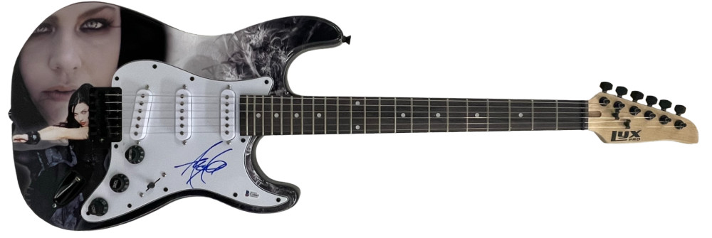 AMY LEE SIGNED FULL SIZE ELECTRIC CUSTOM GUITAR EVANESCENCE AUTOGRAPH ...