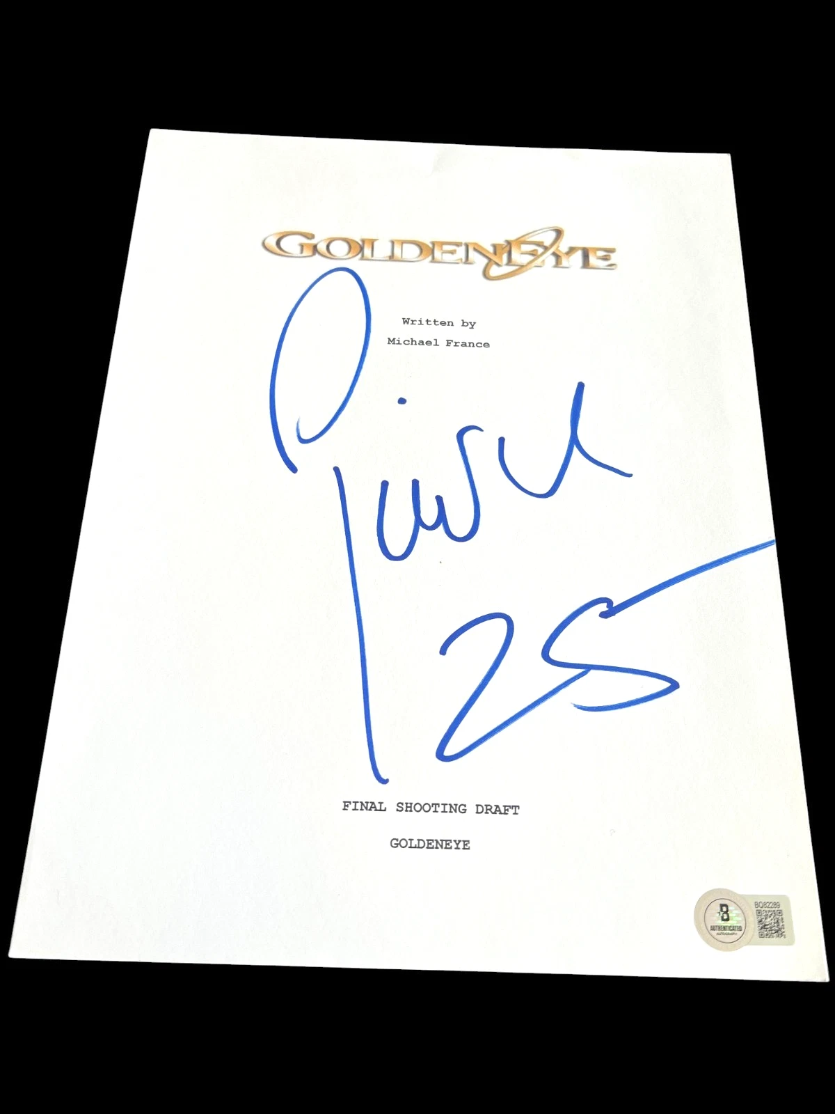 PIERCE BROSNAN SIGNED AUTOGRAPH MOVIE SCRIPT GOLDENEYE JAMES BOND ...