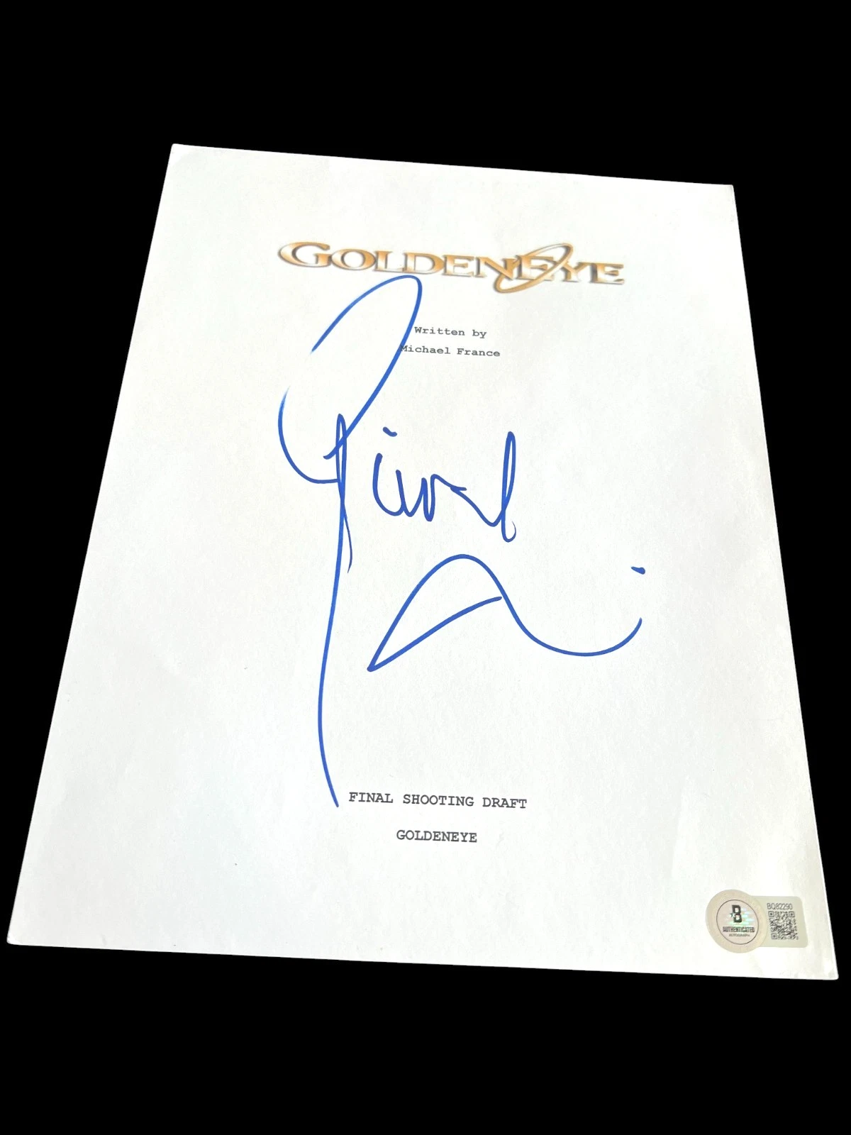 PIERCE BROSNAN SIGNED AUTOGRAPH MOVIE SCRIPT GOLDENEYE JAMES BOND ...
